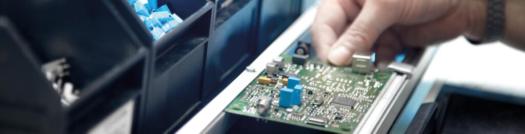 Worker Guidance in Electronics Manufacturing | Reference - iSAX